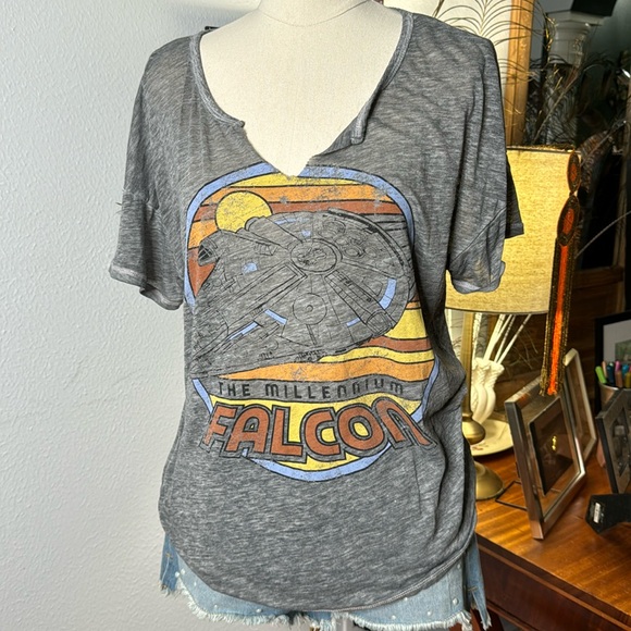 Star Wars | Tops | Star Wars Millennium Falcon Tee | Poshmark